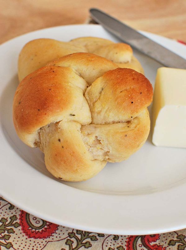 Country Herb Rolls - Red Star® Yeast
