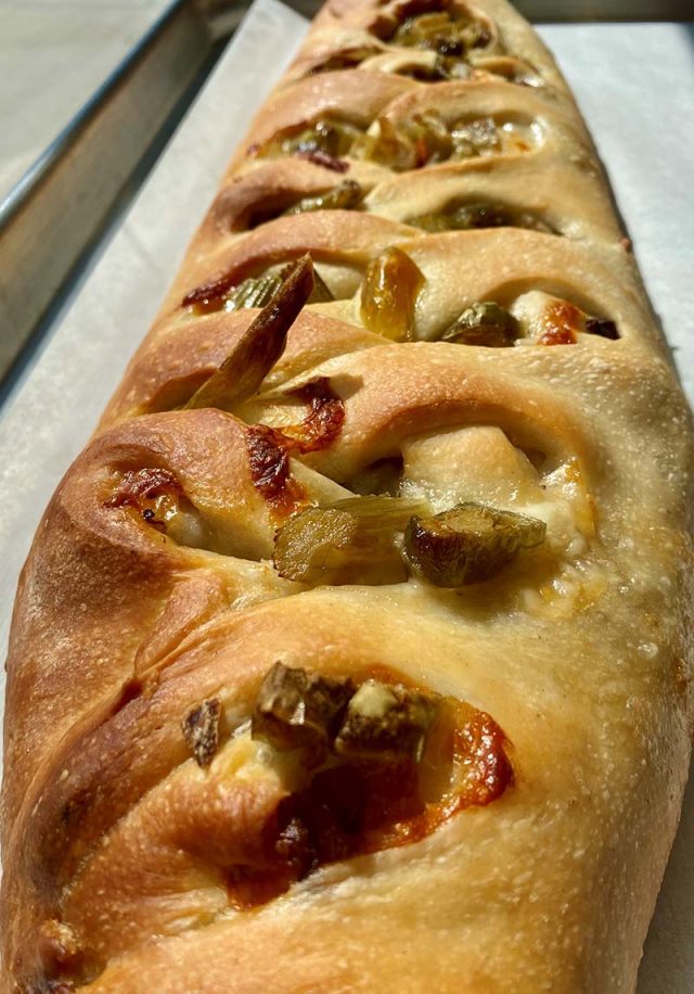 New York Style Spicy Roast Beef Braided Stromboli - Red Star® Yeast