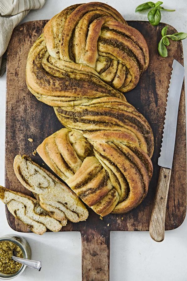 How to Make Twisted Savory Pesto Bread | Red Star® Yeast